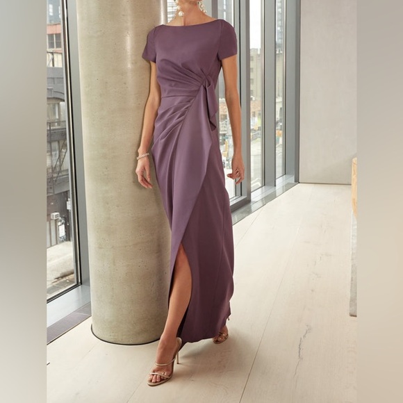 Kay Unger | Dresses | Kay Unger Franca Column Gown Sz 4 Deep Violet ...